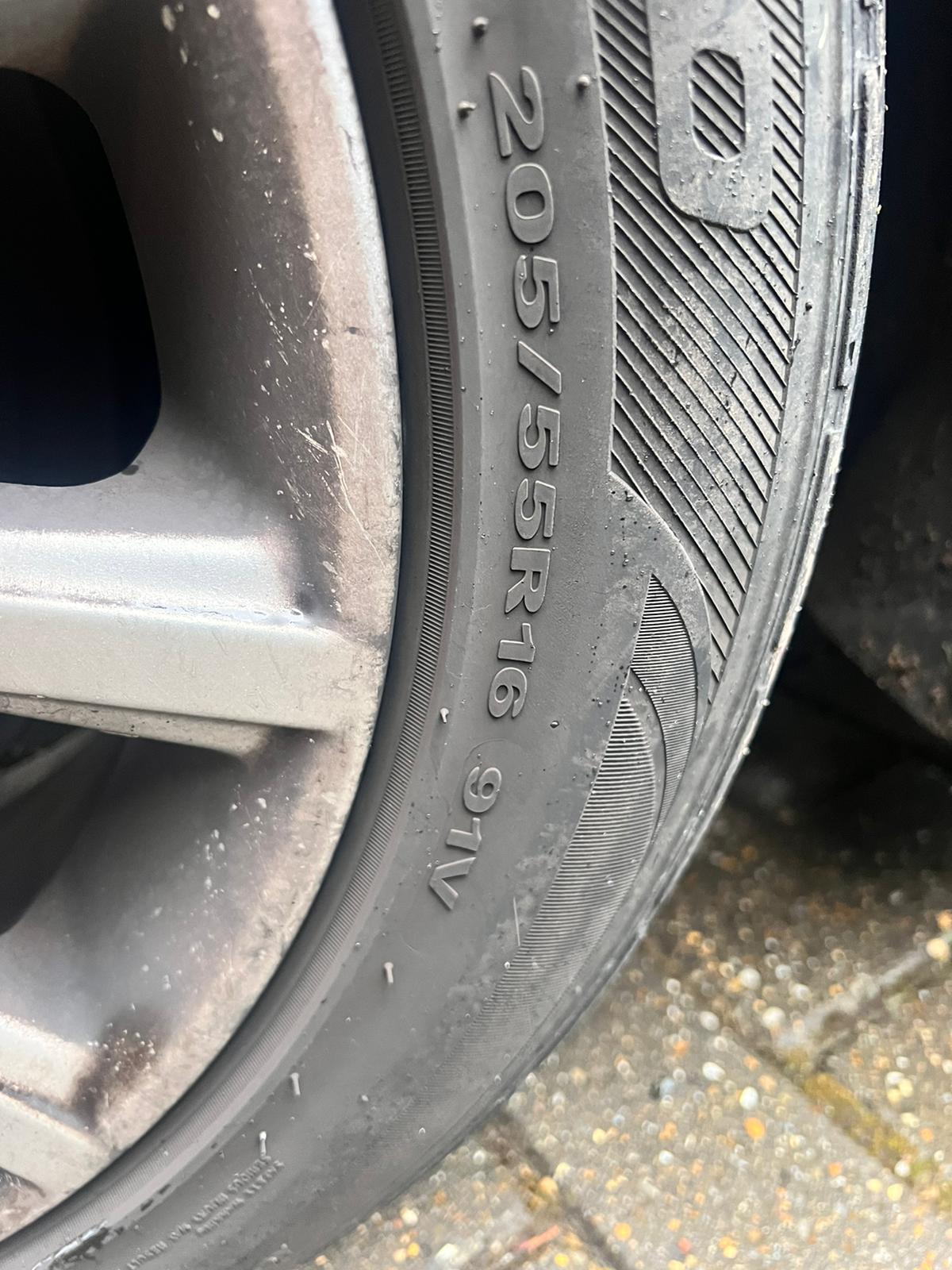 Mobile Tyre Fitting | Tyre Fitted At Home | Bracknell, Earley, Winnersh